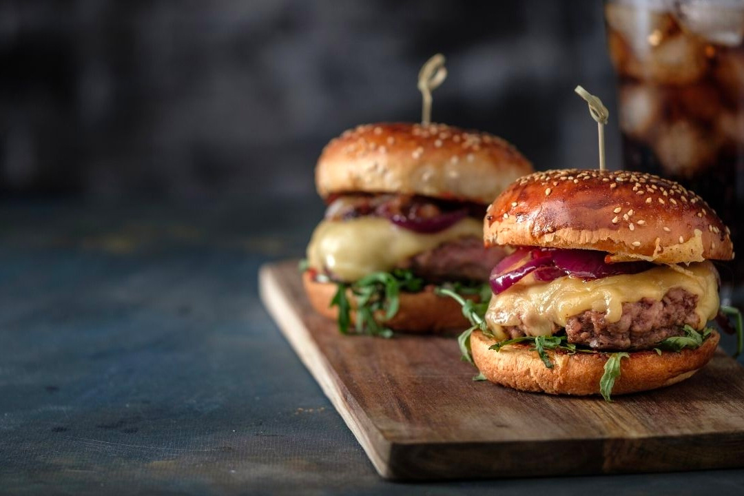 Wulf Burgers – Just put it in your mouth